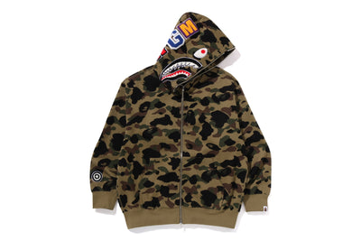 SWEATS – eu.bape.com